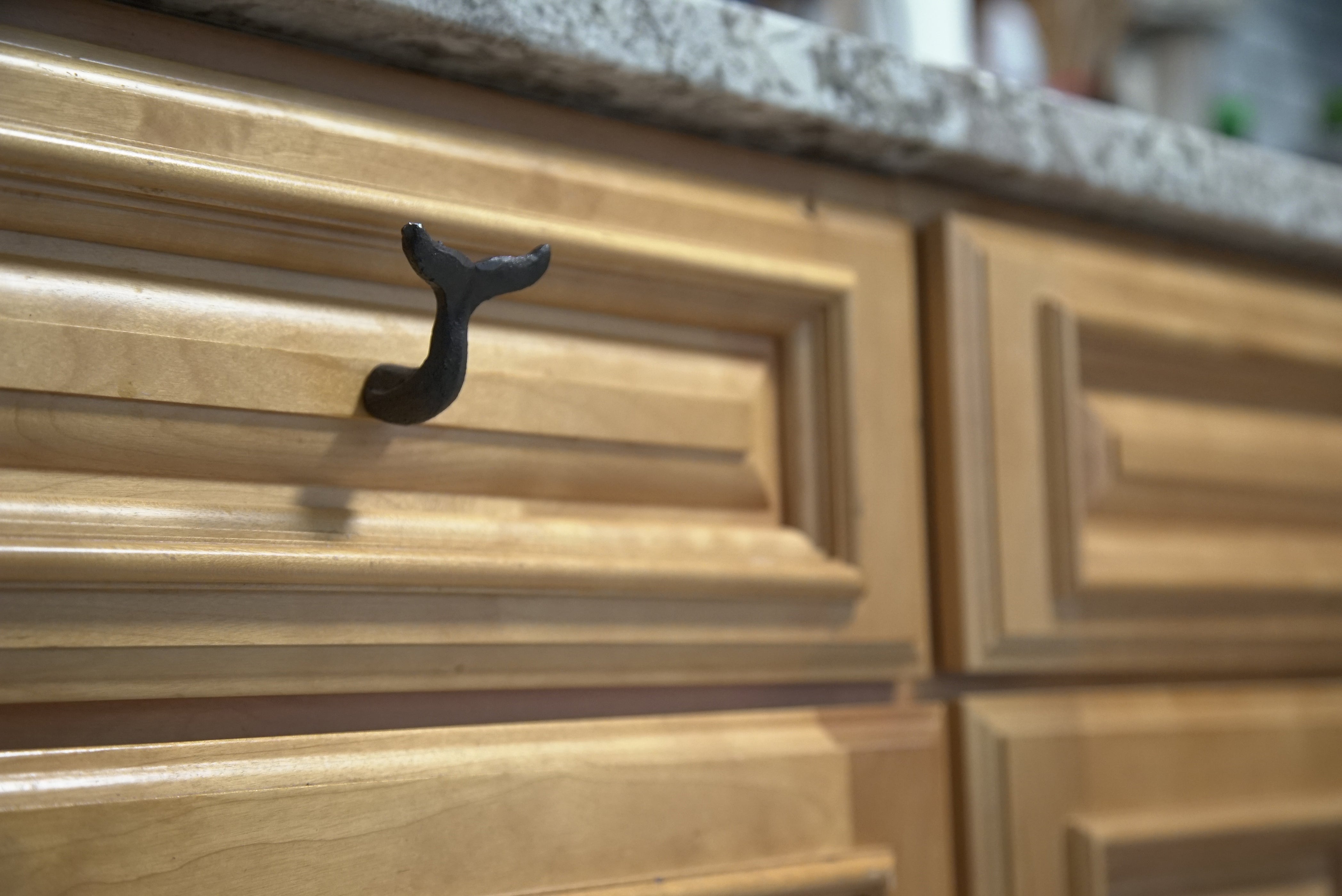 Set of 12 Cast Iron Whale Tail Drawer Pulls Decorative Bathroom Cabine ...